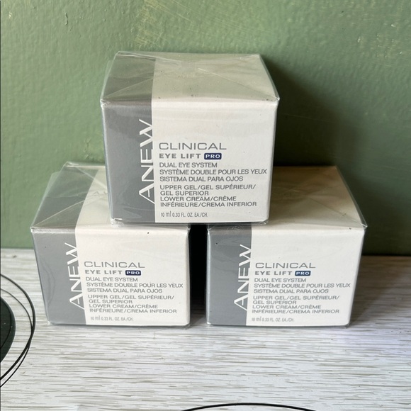 Avon | Skincare | Avon Anew Clinical Eye Lift Pro Bundle | Poshmark
